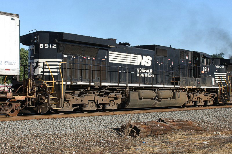 NS 8912